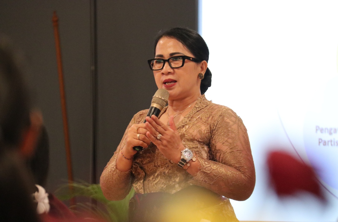 Dari Bali Untuk Demokrasi: Cerita Ariyani di Buku "Srikandi Mengawasi"