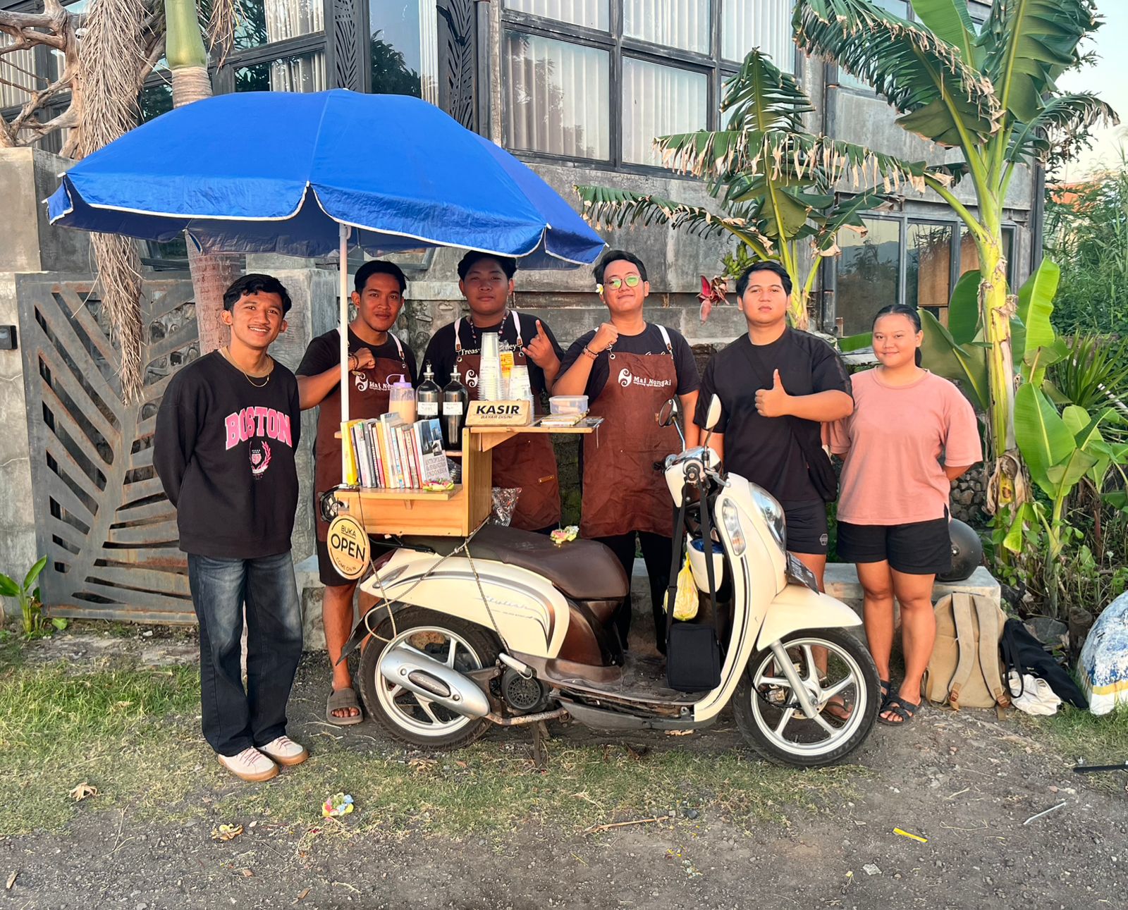 "Mai Nongki", Warung Kopi Keliling yang Jadi Ruang Produktif Bagi ...